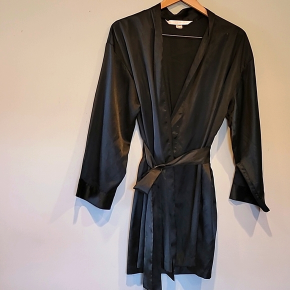 Victoria's Secret | Intimates & Sleepwear | Victorias Secret Silky Robe ...